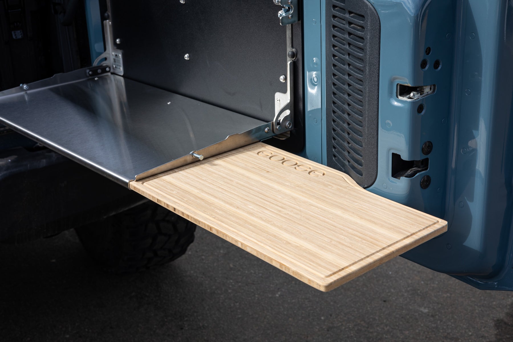 Ford Bronco 2021-Present 6th Gen 2 Door and 4 Door Tailgate Table ...